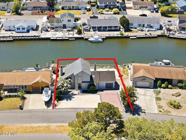 15 Parkers Point Boulevard