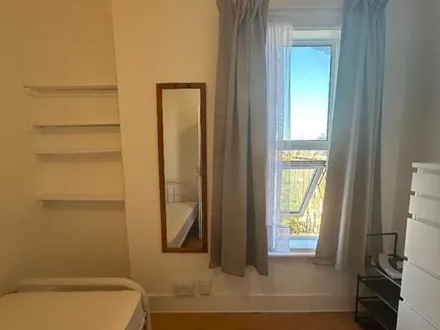 15 Parkfield Road, London, SE14 6QB, United Kingdom | Room for rent #167075785 | Rentberry