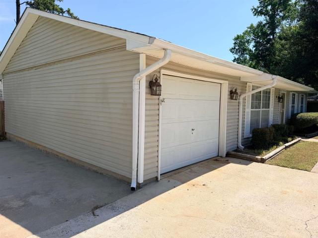 15 Parkridge Drive