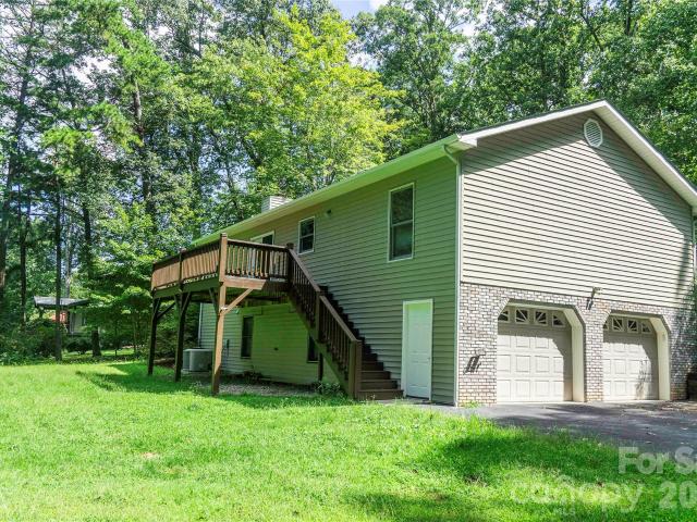 15 Pete Luther Road