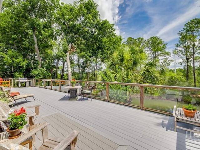 15 Pipers Pond Ln, Savannah, GA 31404
