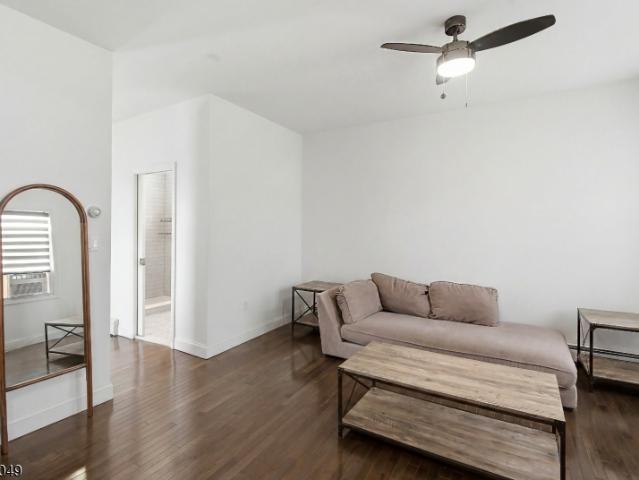 15 Prospect St