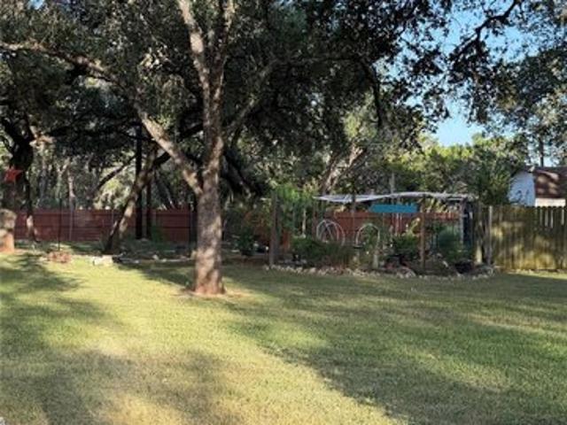 15 Presidio Rd, Wimberley, TX 78676