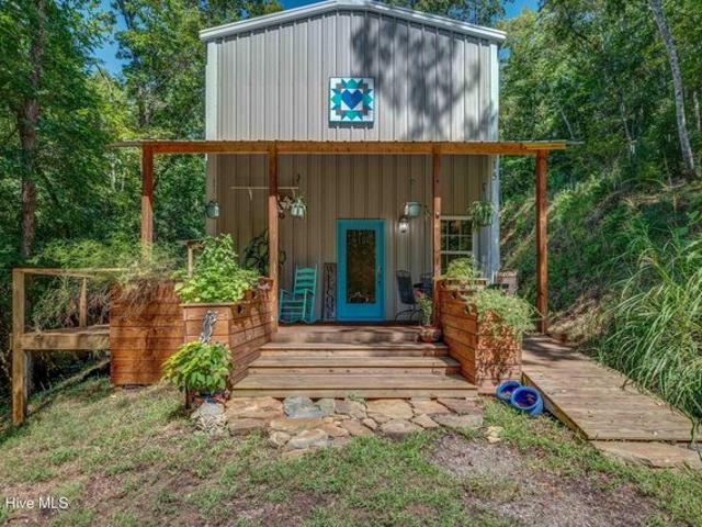 15 Ranger Hl, Murphy, NC 28906