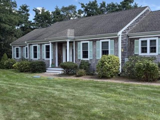 15 Red Cedar Cir, East Falmouth, MA 02536