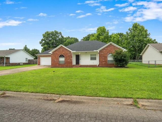 15 Red Oak Dr, Cabot, AR 72023
