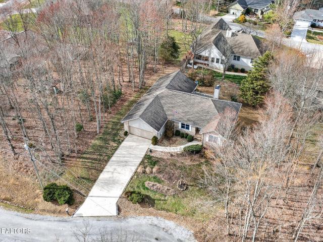 15 Ridge Crest Circle