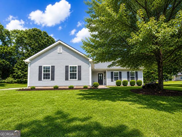 15 Riverfront Road SW