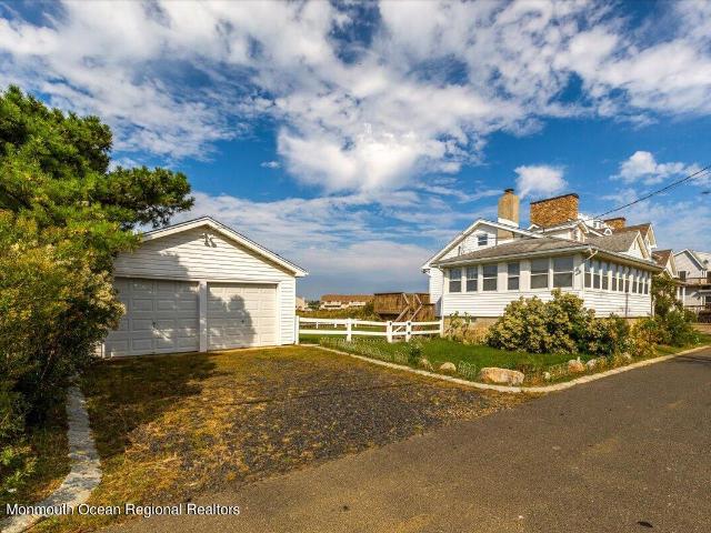 15 Riverview Road