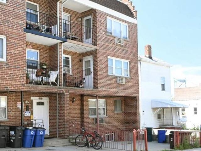 15 room luxury Townhouse for sale in Queens, New York