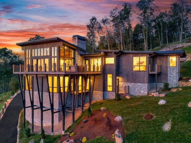 15 room luxury House for sale in 404 Silver Eagle Trail Banner Elk, North Carolina 28604, Banner Elk, Avery County, North Carolina