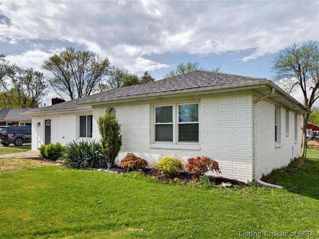 15 Robin Road