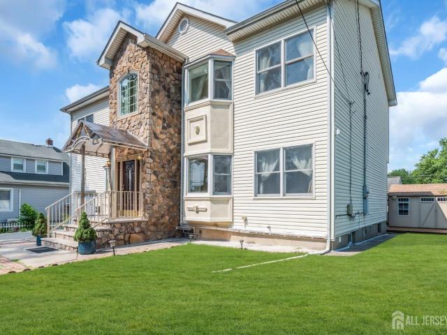 15 Rolfe Avenue