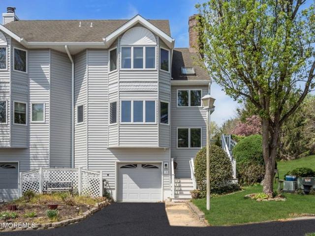 15 Rose Ct Unit 105, Toms River, NJ 08753