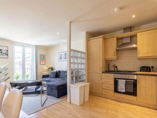 15 Rugby Square, Rugby Parade, Belfast, BT7 1PY
