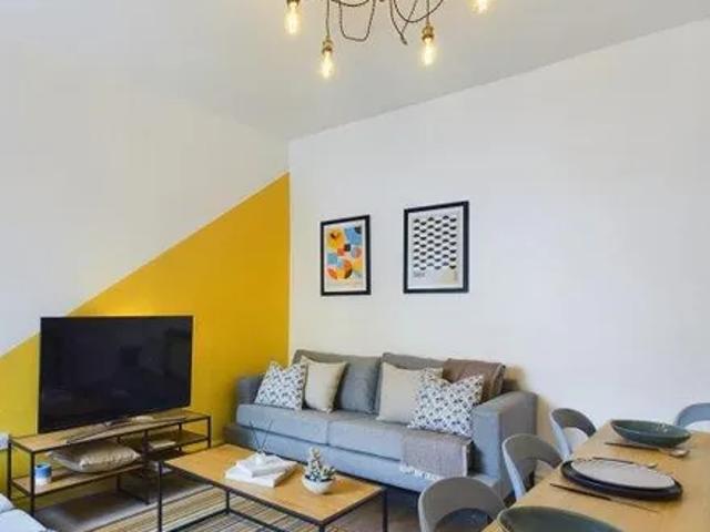 15 Ruskin Avenue, Manchester, M14 4DP, United Kingdom | Room for rent #140229531 | Rentberry