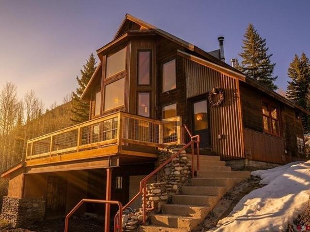 15 S Garfield St, Rico, CO 81332