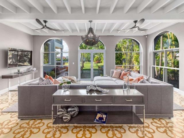 15 S Lake Trail, Palm Beach, US, FL
