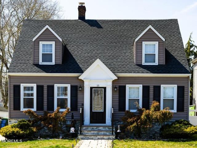 15 S Pulaski Ave, Sayreville, NJ 08872