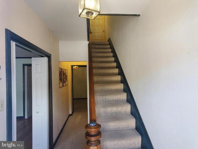 15 S Pershing Avenue