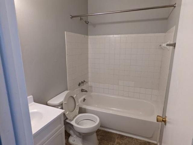 15 S Webster Ave 1 Bedroom Apartment for Rent at 15 S Webster Ave, Indianapolis, IN 46219 Irvington