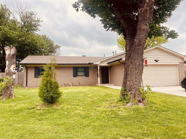 15 S 120th East Pl, Tulsa, OK 74128