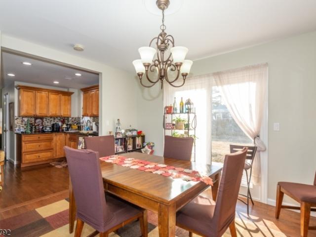 15 Seminole Ave
