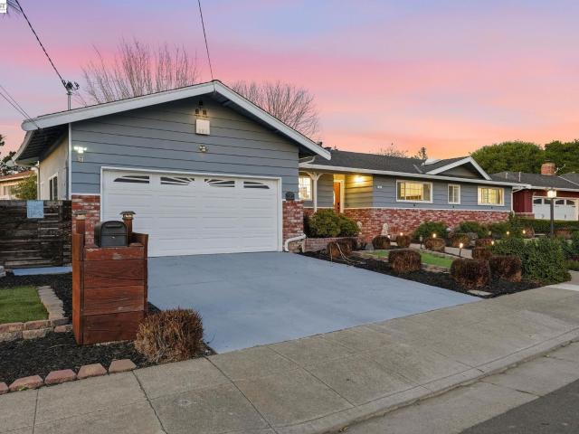 15 Sequoyah View Ct, Oakland, CA 94605 | MLS #41128 | Compass