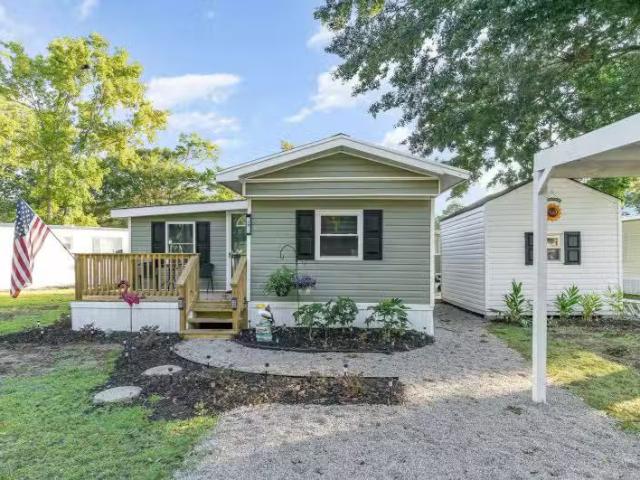 15 Shamrock Cir, Murrells Inlet, SC 29576 MLS 2508004