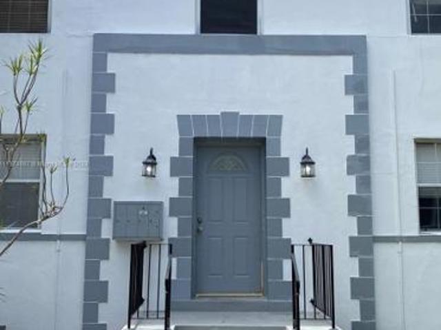 15 Sidonia Ave #1, Coral Gables, FL 33134
