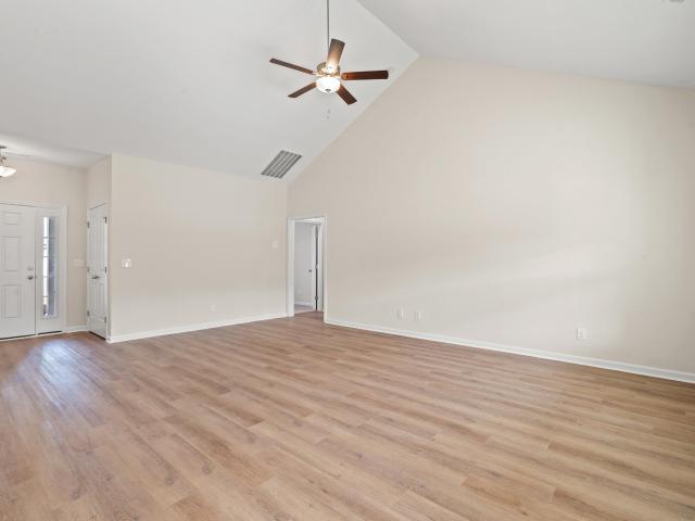 15 Six Mile Creek Dr