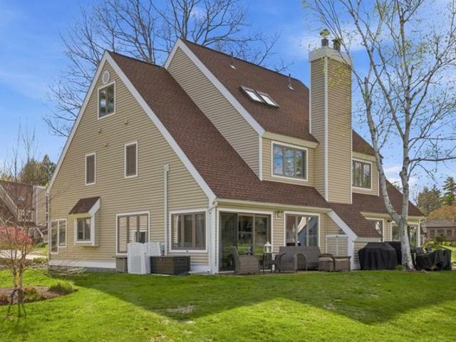 15 Songbird Ln Unit A, Laconia, NH 03246
