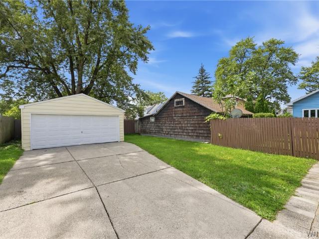 15 Southcrest Avenue