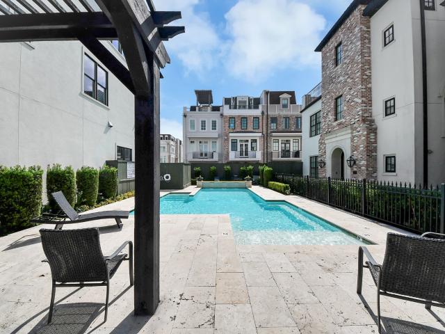 15 Southside Cir, Houston, TX 77025 | MLS #42144