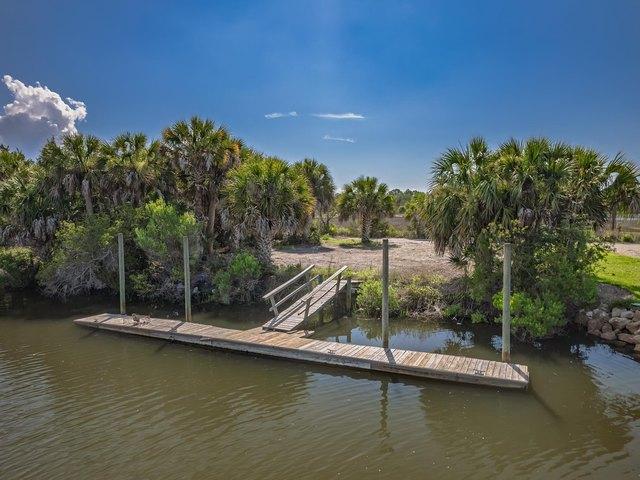 15 Southside Dr, Crawfordville, FL 32327