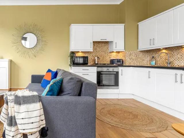 15 Sloan Street, Pilrig, City of Edinburgh, EH6 8PN, United Kingdom | 2 bed apartment for rent #162170862 | Rentberry