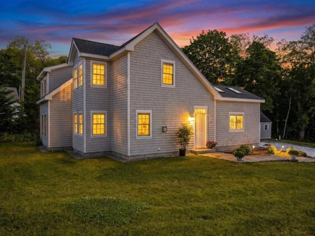 15 Squires Pond Ln, Wellfleet, MA 02667