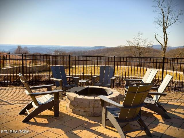 15 Swan Ridge Rd