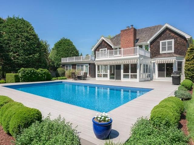 15 Swans Neck Ln, Water Mill, NY 11976