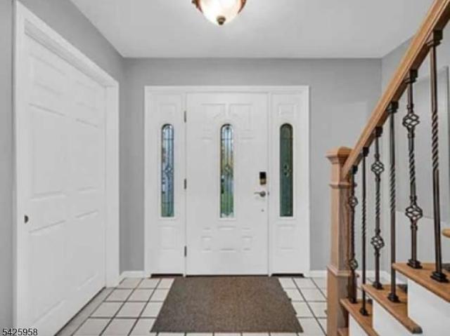 15 Sweetwood Ct