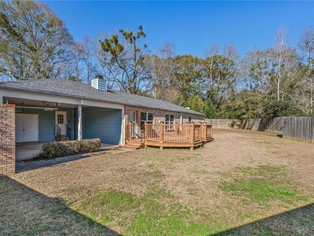 15 Stonebridge Ct, Mobile, AL 36608