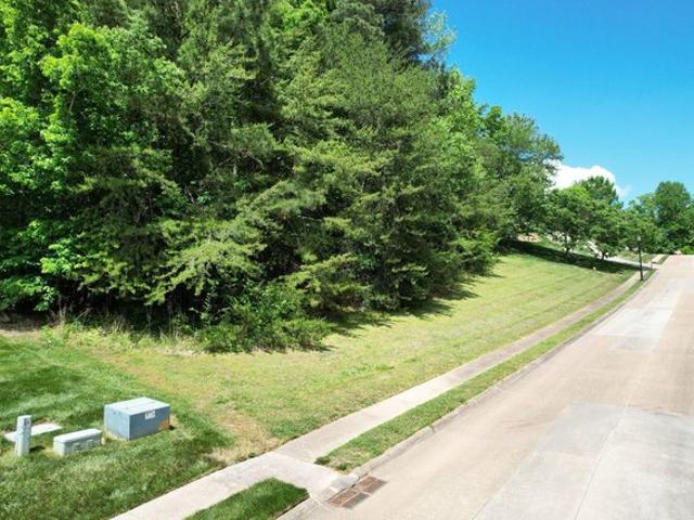 15 Stafford Ave, Cleveland, TN 37312