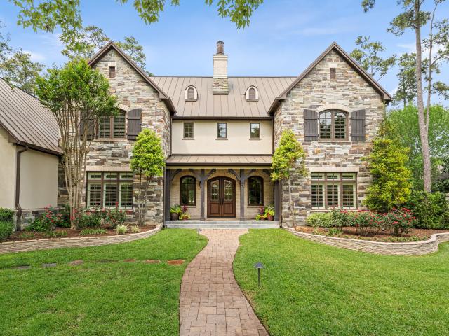 15 Sterling Dale Pl, The Woodlands, TX 77382 | MLS #65912 | Compass