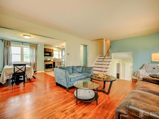 15 Stima Avenue
