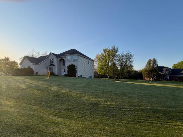 15n805 Pheasant Field Lane