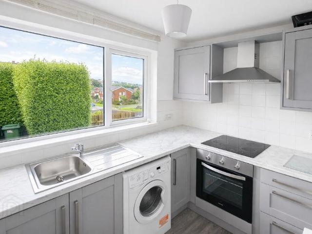 15b Manor Park, Bangor, BT20 3LY