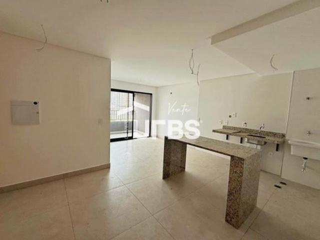 15W22 Contemporary Living