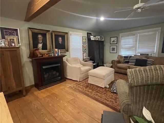 16040 Henderson Road