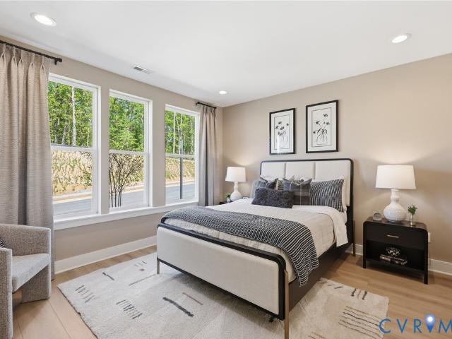 16041 Aspect Way
