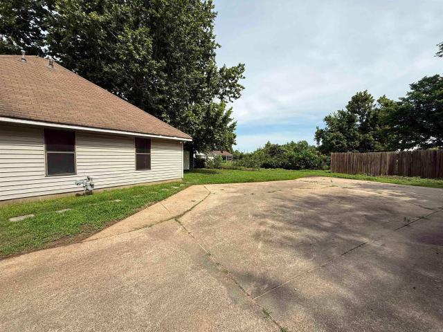 1604 Auburn